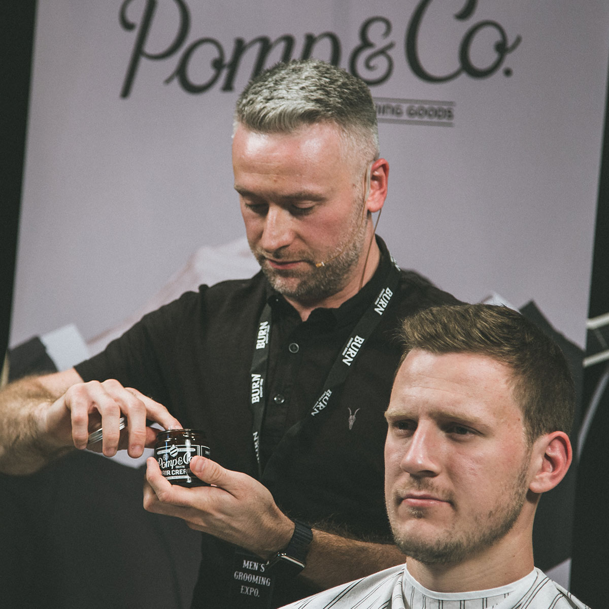 Frisure til mænd med tykt hår: Stilarter og tips - Pomp & Co.
